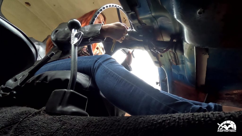 1479 - Vivian Ireene Pierce Cranking the Bug - Pump That Pedal